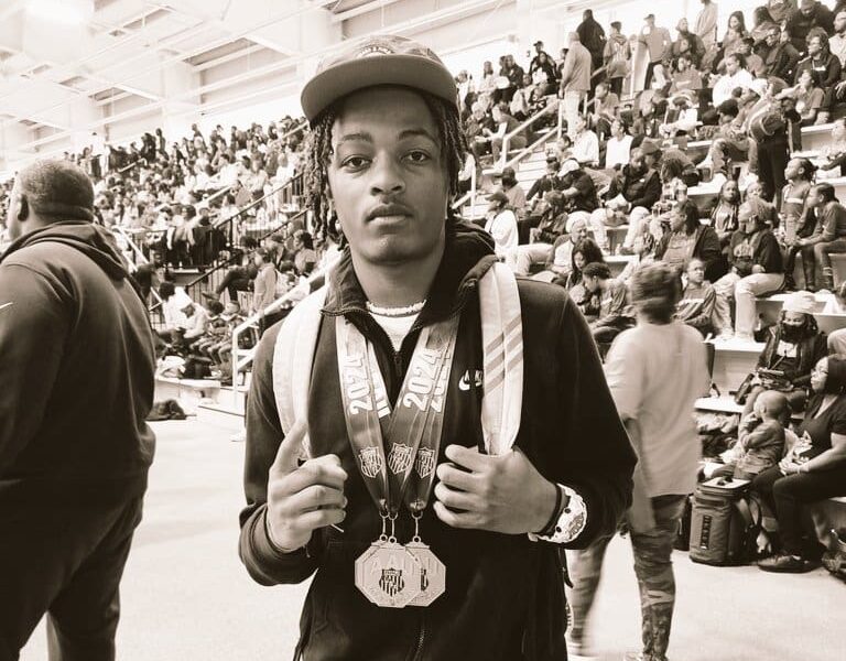 WVU Football Makes Final 5 for 2026 3-Star CB/Track Star