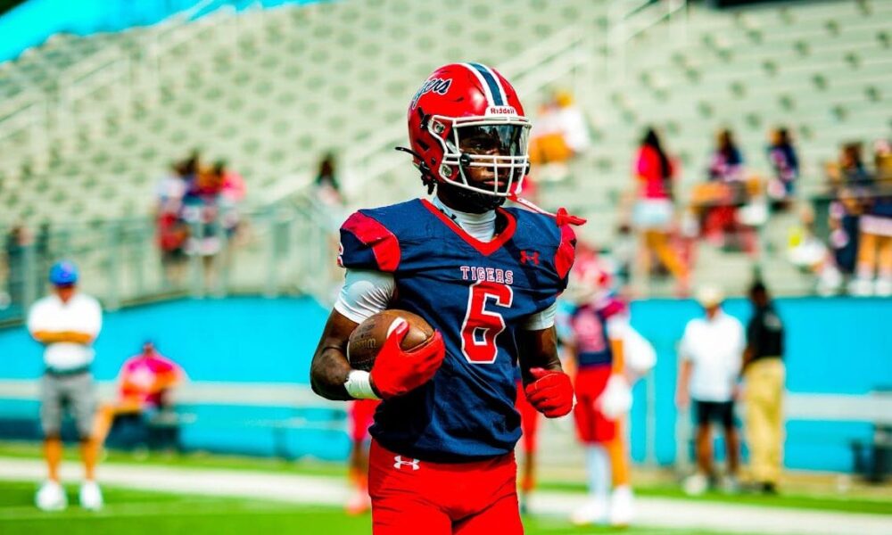 WVU Football in Top 8 for 2027 4-Star WR in Nearby WPIAL; OV Scheduled